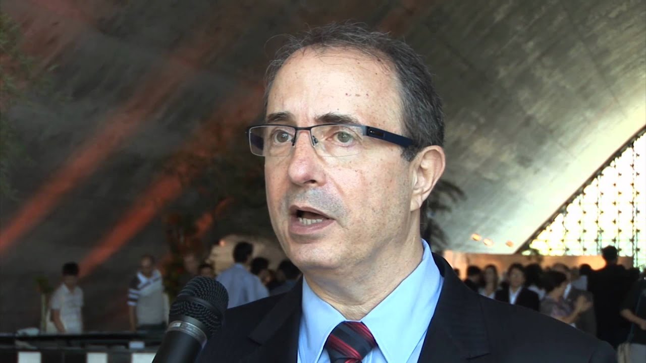 Unesp 35 anos | Depoimento de José Castilho Marques Neto - YouTube