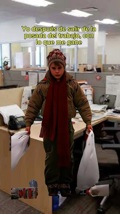 Yo saliendo de la posada del trabajo con todo lo que me gane en la rifa ...