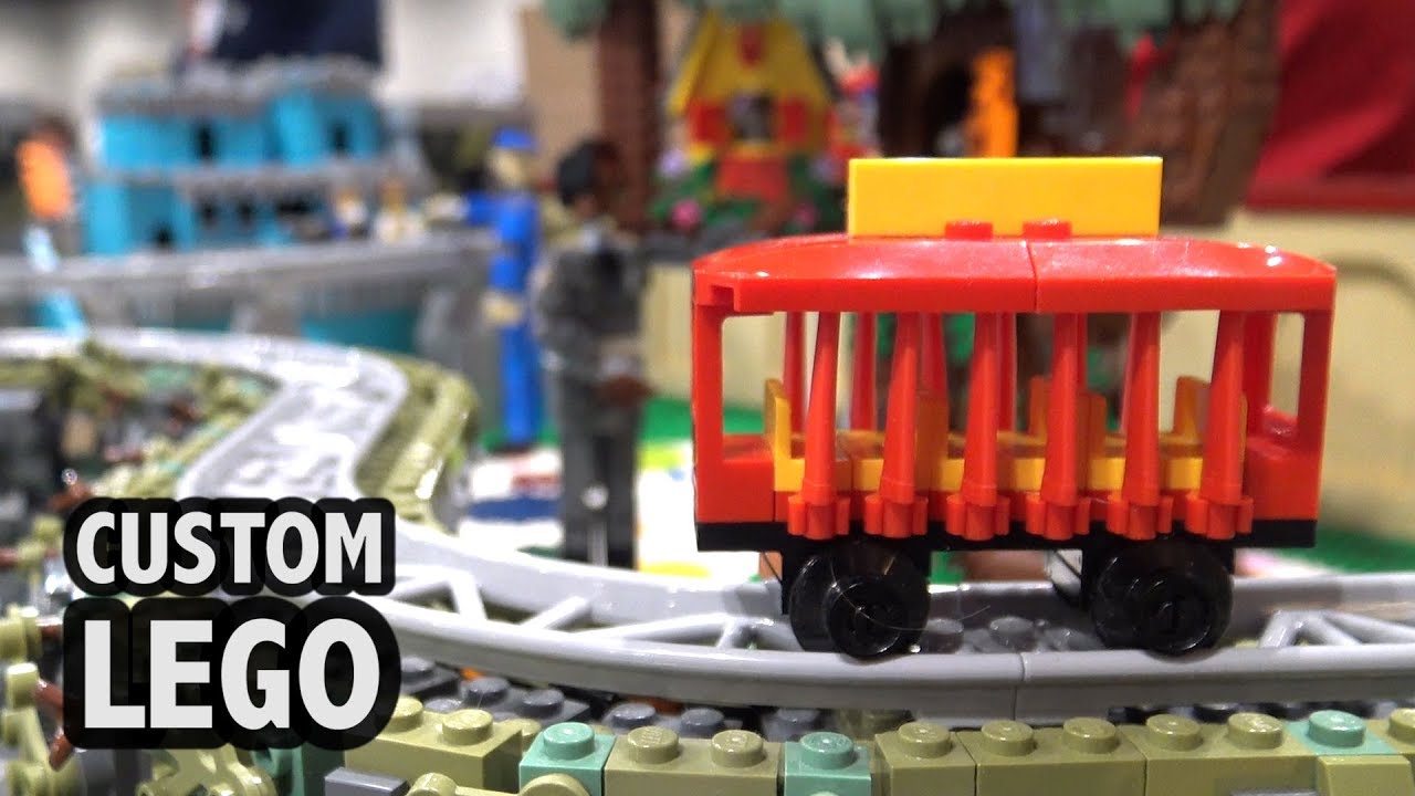 Mr. Rogers' Neighborhood in LEGO | Brickworld Chicago 2019 - YouTube