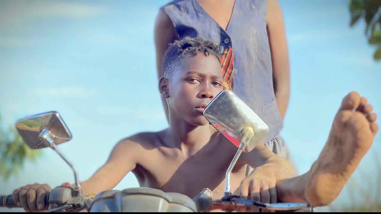 Eddy Kenzo - Balipila Boda ( Official Dance Video) Wakiso Dance kids ...