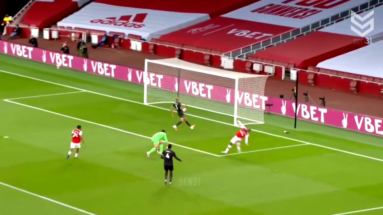 Shocking Mistakes in Football 2020 - YouTube