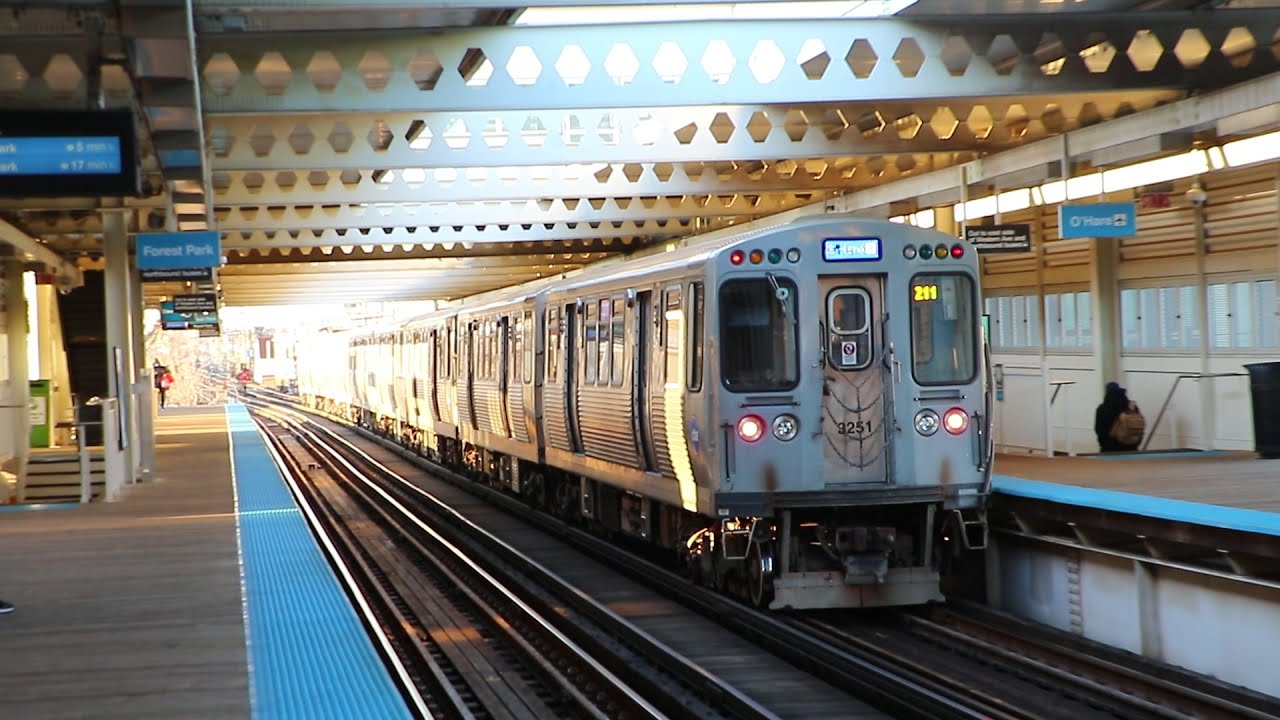 CTA 'L' System : O'Hare Airport Bound Morrison-Knudsen 3200-Series Blue ...