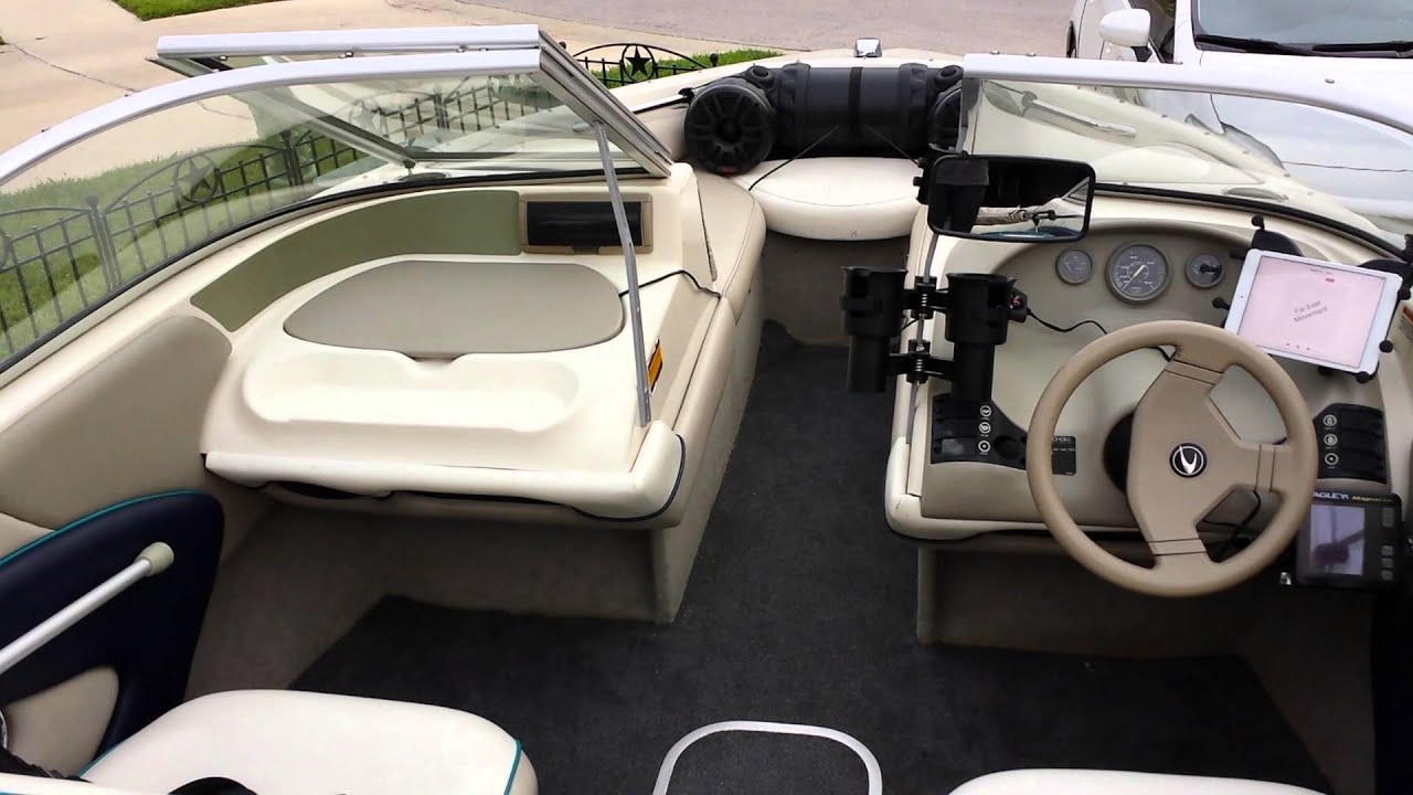 Boss Audio ATV85B in Boat - YouTube