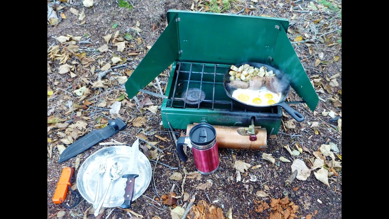 My Coleman 4M Campstove 1950's, Made in Canada - YouTube