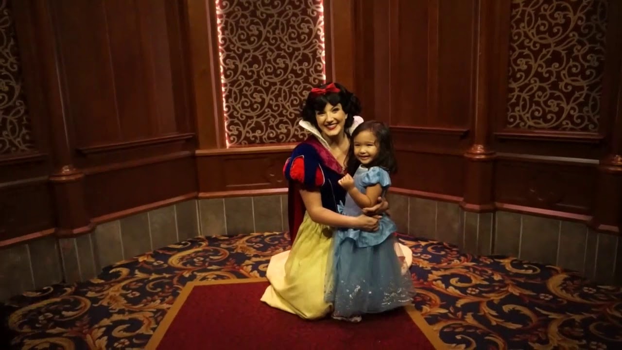 Olivia Jaymes Meets The Princesses Youtube