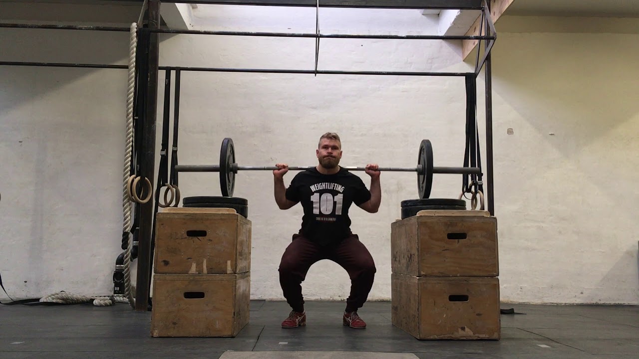 Dead-Stop Back Squats - YouTube