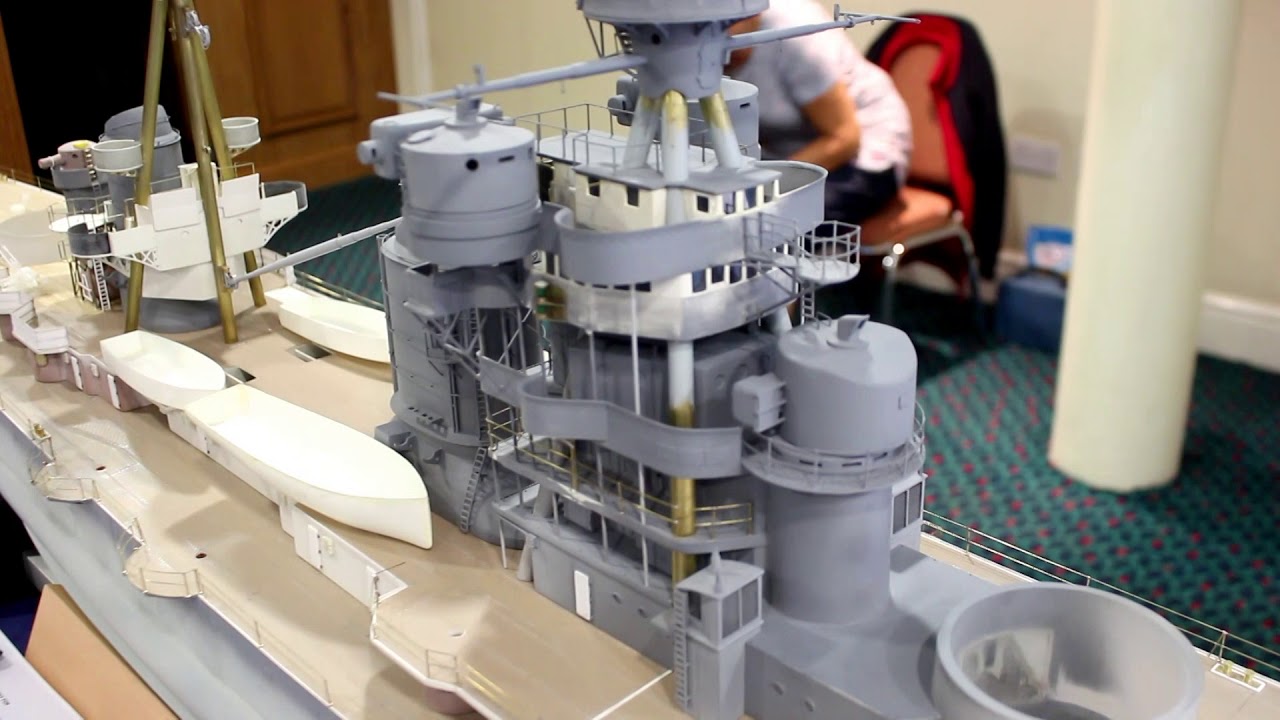 Italian cruiser ZARA 1/72 scale (built by Colin Vass) - YouTube