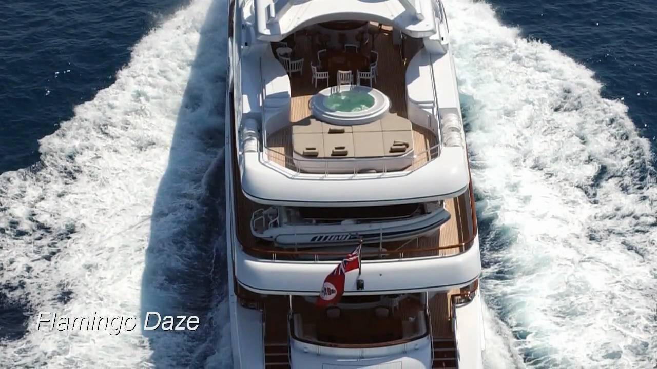Hakvoort motor yacht Flamingo Daze - YouTube