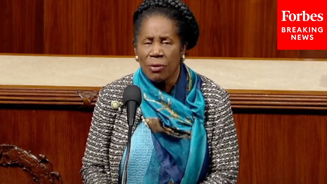 Sheila Jackson Lee Says Roe V. Wade Is Still 'The Law Of The Land' For ...