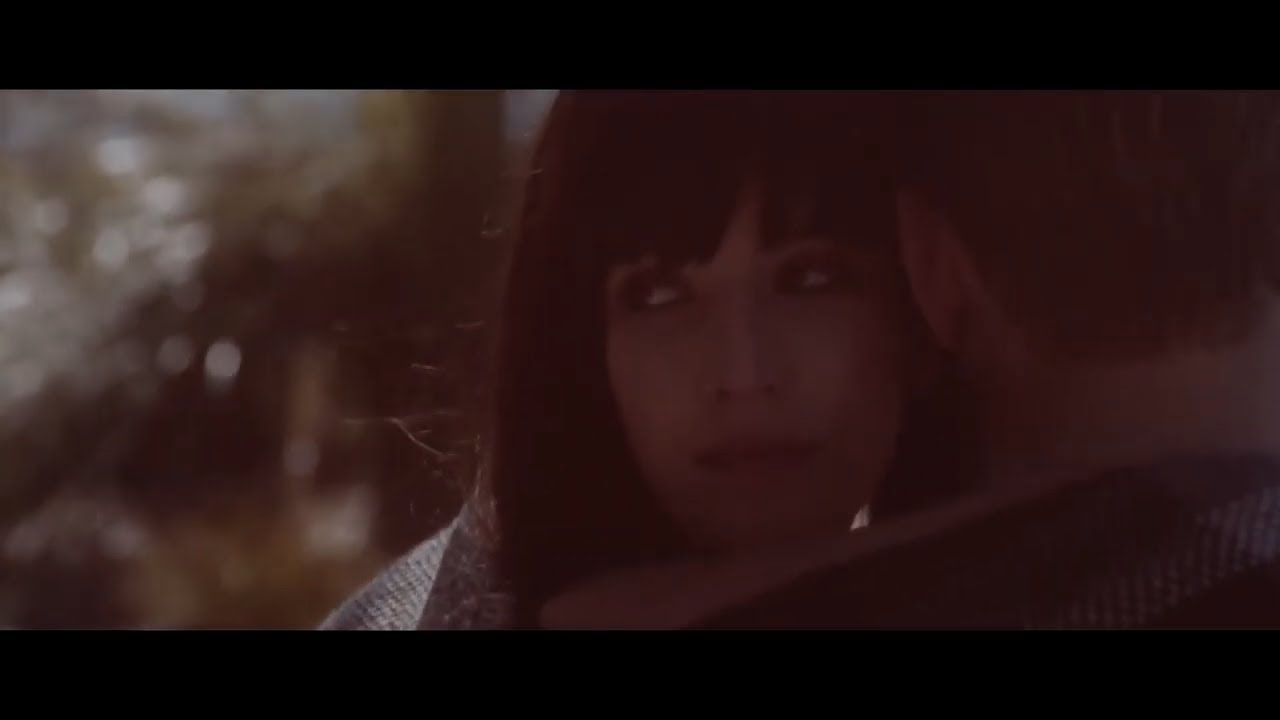 Markus Schulz feat. Roxanne Emery - Gold Dust - YouTube