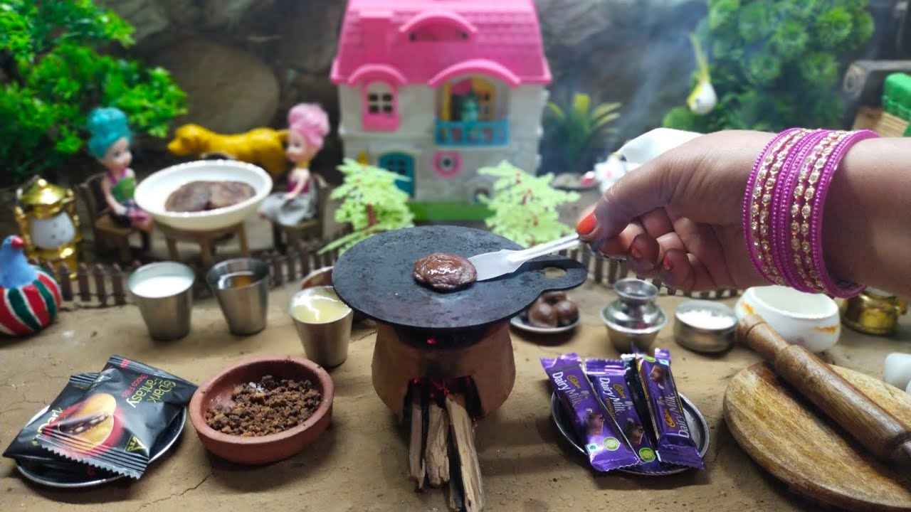 Miniature Dark Fantastic Biscuit Paratha|Chocolate Paratha Recipe|Mini ...