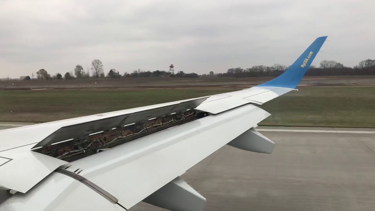 Landing in Kyiv Boryspil Airport / FLYUIA PS802 - YouTube
