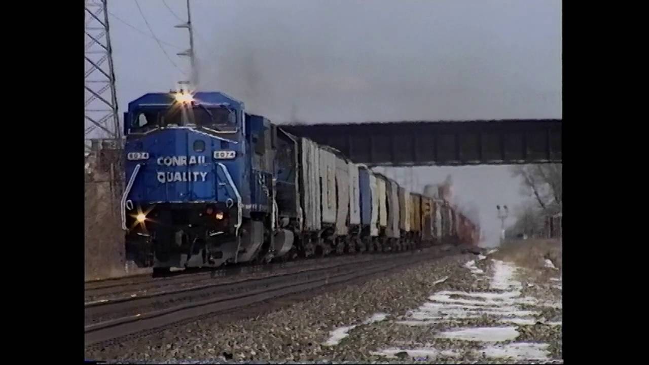Conrail at Delta, Ohio - YouTube