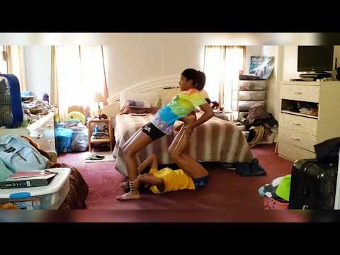 😲🤦🏽‍♀️ Dangerous Yoga Challenge 🤷🏽‍♀️😂
