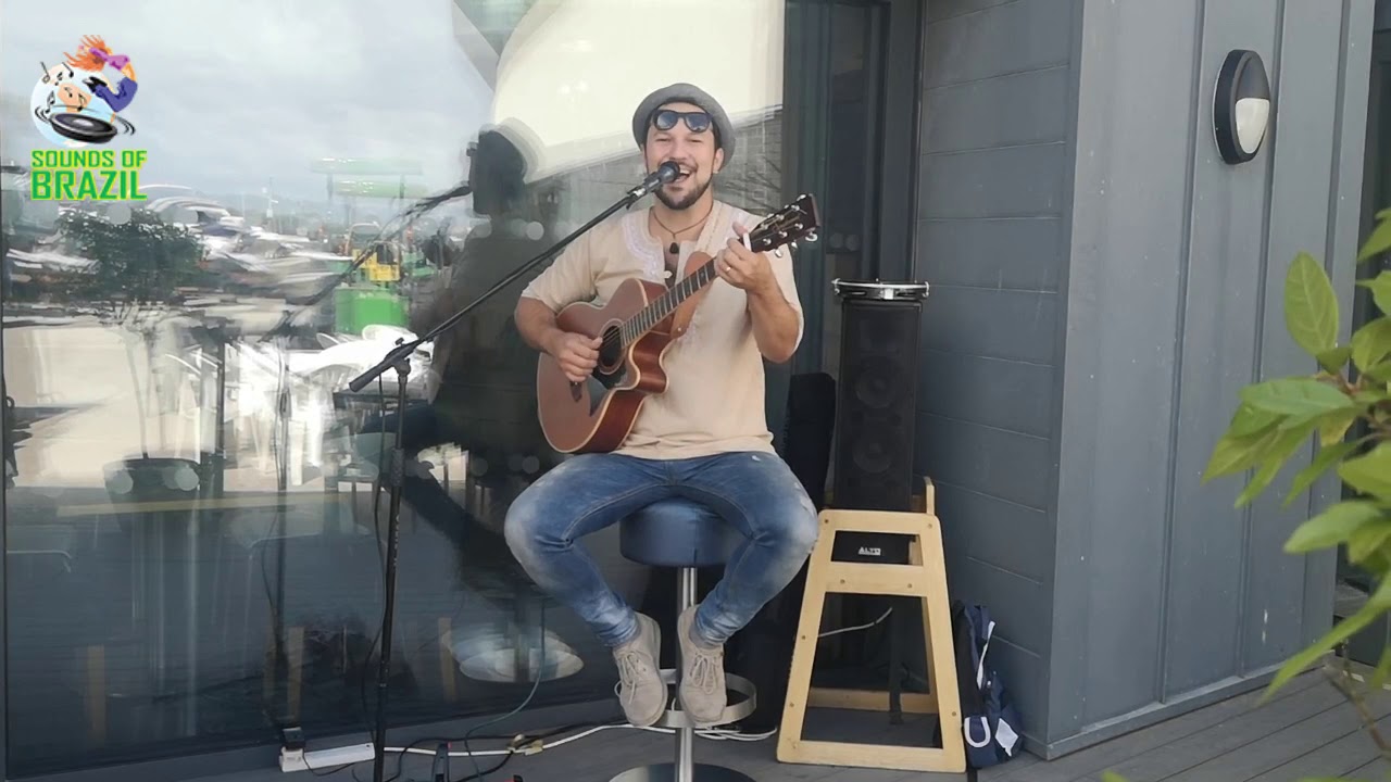Brazilian Singer Tut - SOB-UK - YouTube