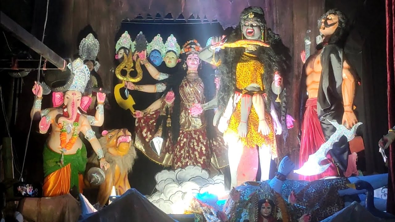 Varanasi pan dariba Durga Puja full electronic Kali maa - YouTube