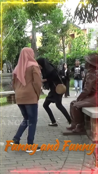 PRANK PATUNG COKLAT GADIS BERHIJAB LANGSUNG KABUR WKWKWK - YouTube