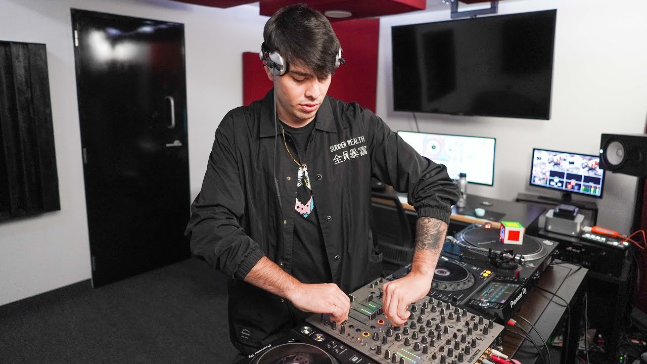 Bala Guest Sessions #54 - Axel (Tech House, Deep Tech, Minimal, House ...