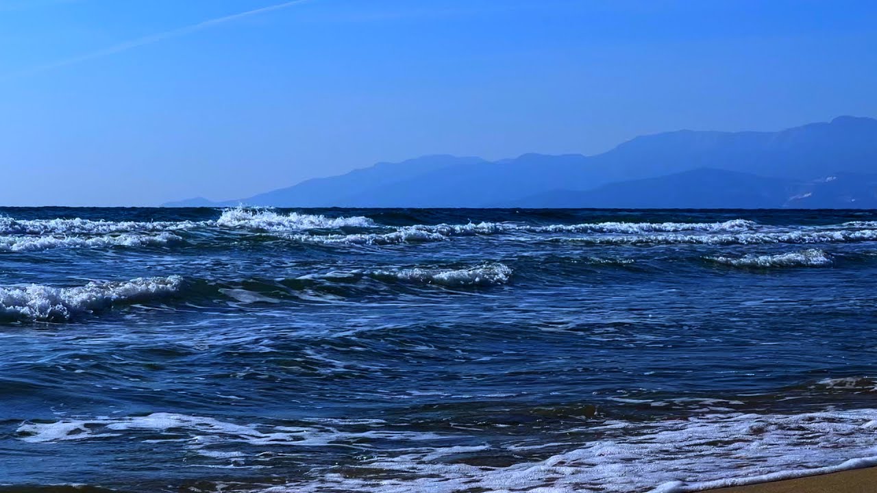 Fall Asleep With Relaxing Wave Sounds, Low Pitch Music for Deep ...