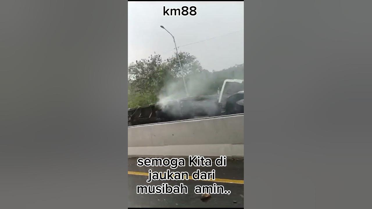 Kecelakaan di km88 #viralvideo #funny #fypシ゚viral #fypシ゚viral #viralvideo #viralvideo - YouTube
