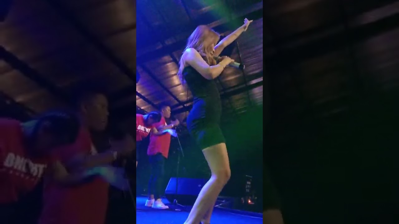 nesya ayunda | akhire pisahan | azizandfriend | thebandhitos live ...