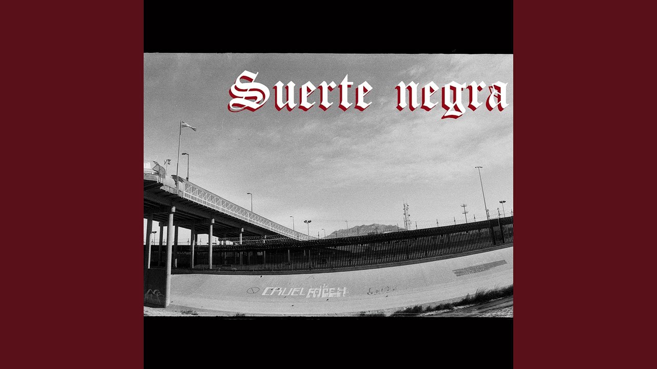 Siguiendo La Luna - YouTube