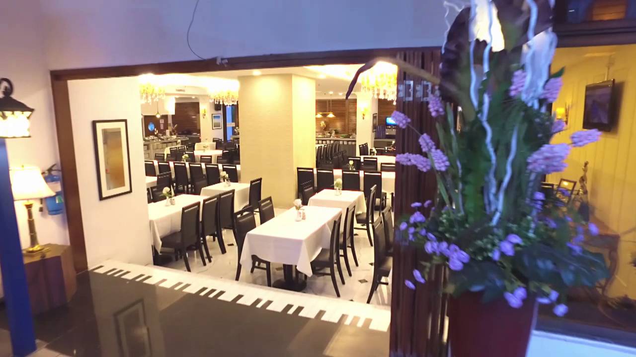 The Landmark : best halal multi cultural buffet in singapore - YouTube