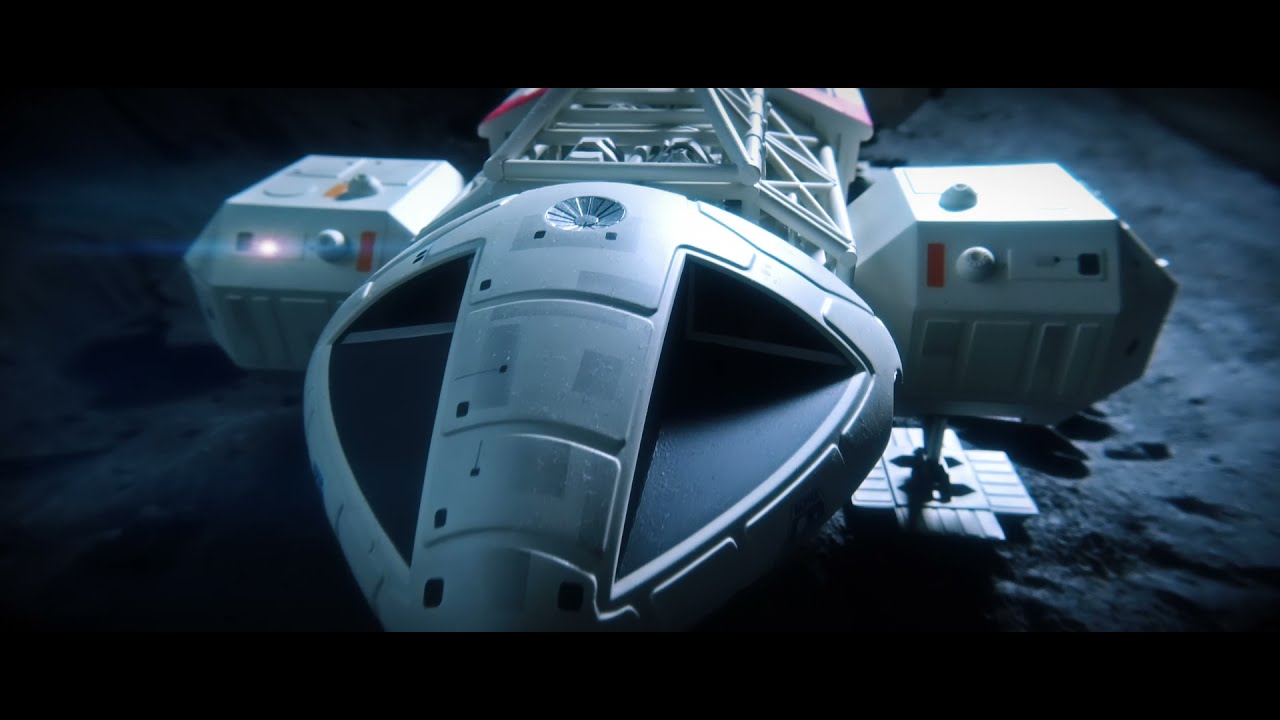 Space 1999 Eagle Transporter - YouTube