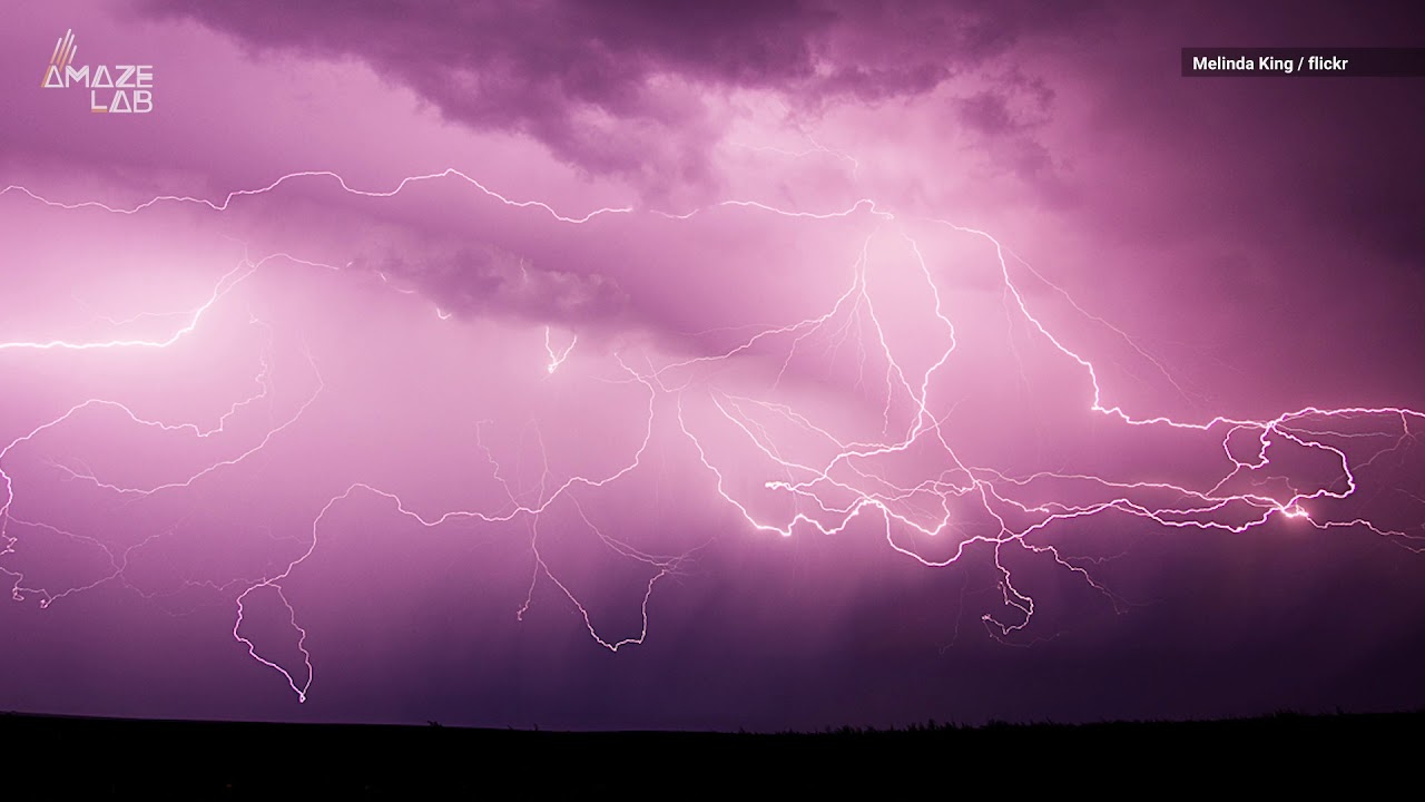 Spider Lightning Looks Even Crazier from Space Than Here on Earth - YouTube