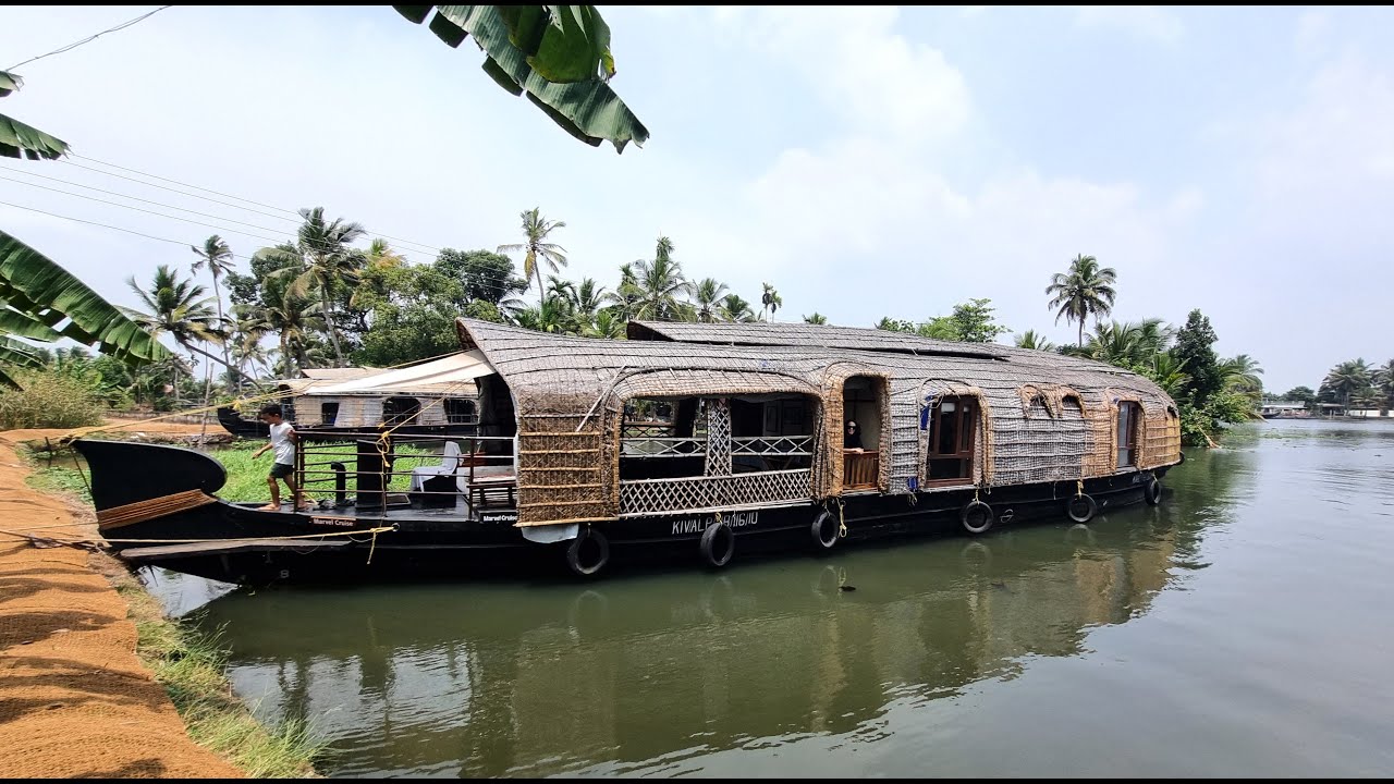 Alleppey HOUSEBOAT, KERALA, INDIA. Many pictures of houseboat styles to ...