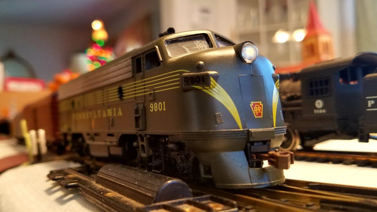 Gettin' the Goods! | HO Scale Model Trains - YouTube