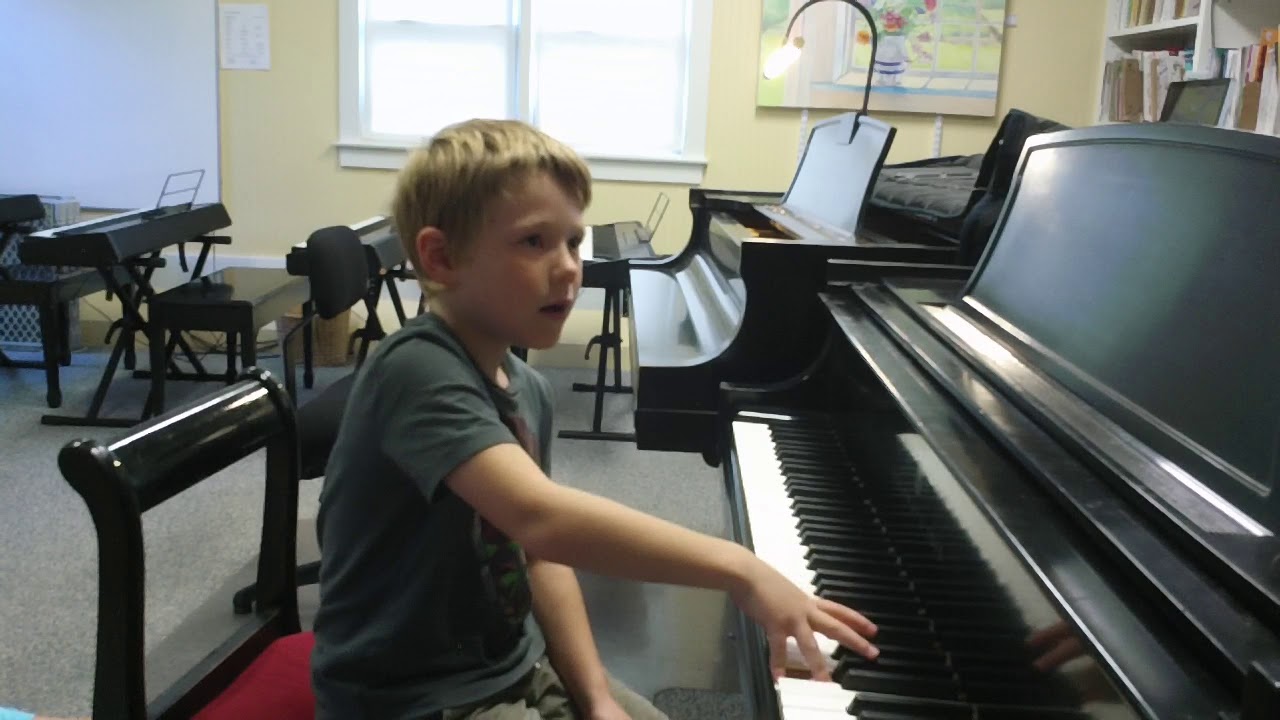 Hudson Debka Hora - YouTube