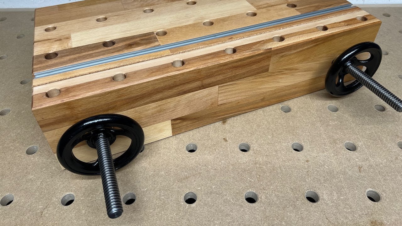 How to build a Moxon Vice with small MFT Top - YouTube
