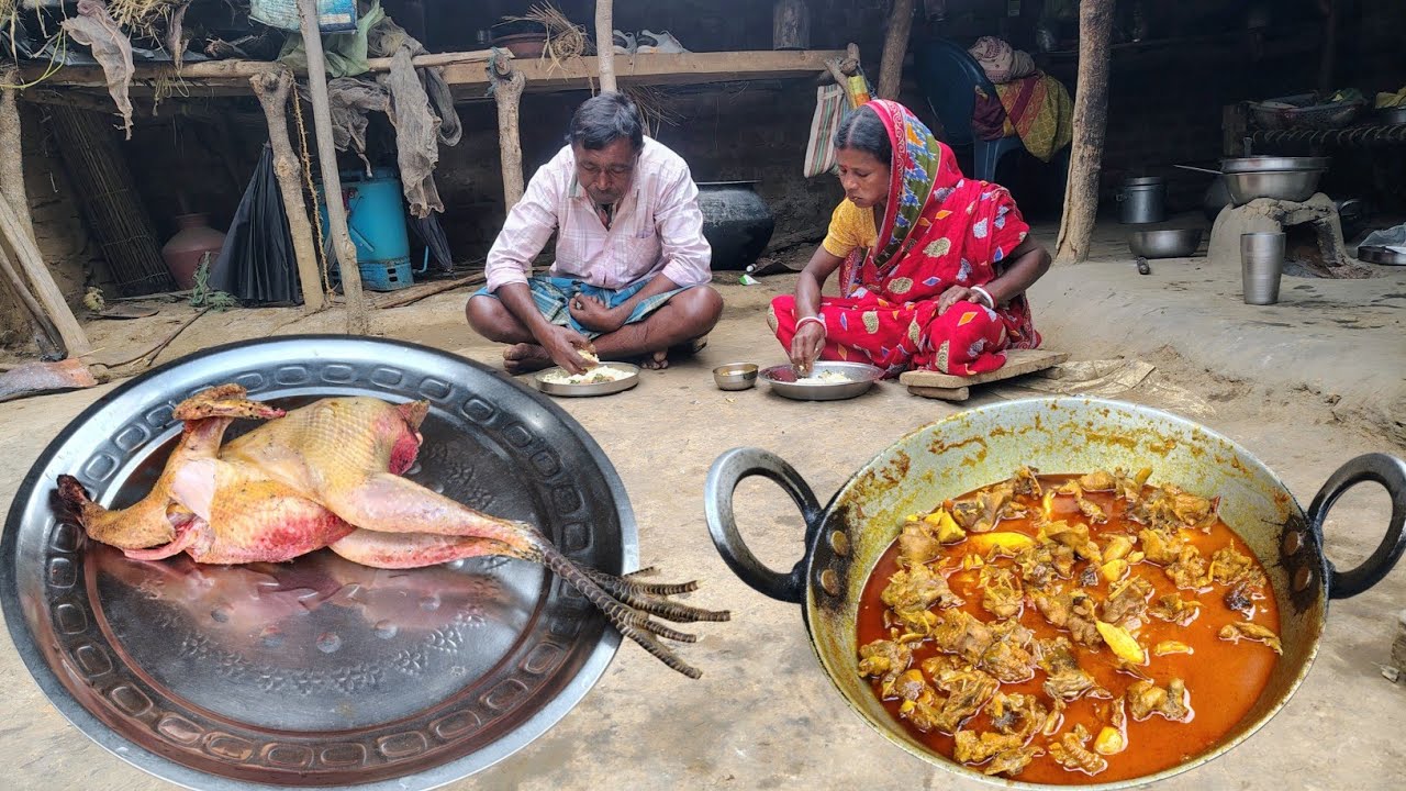 tribal poor family cooking DESI CHICKEN CURRY with kochu and vegetables ...
