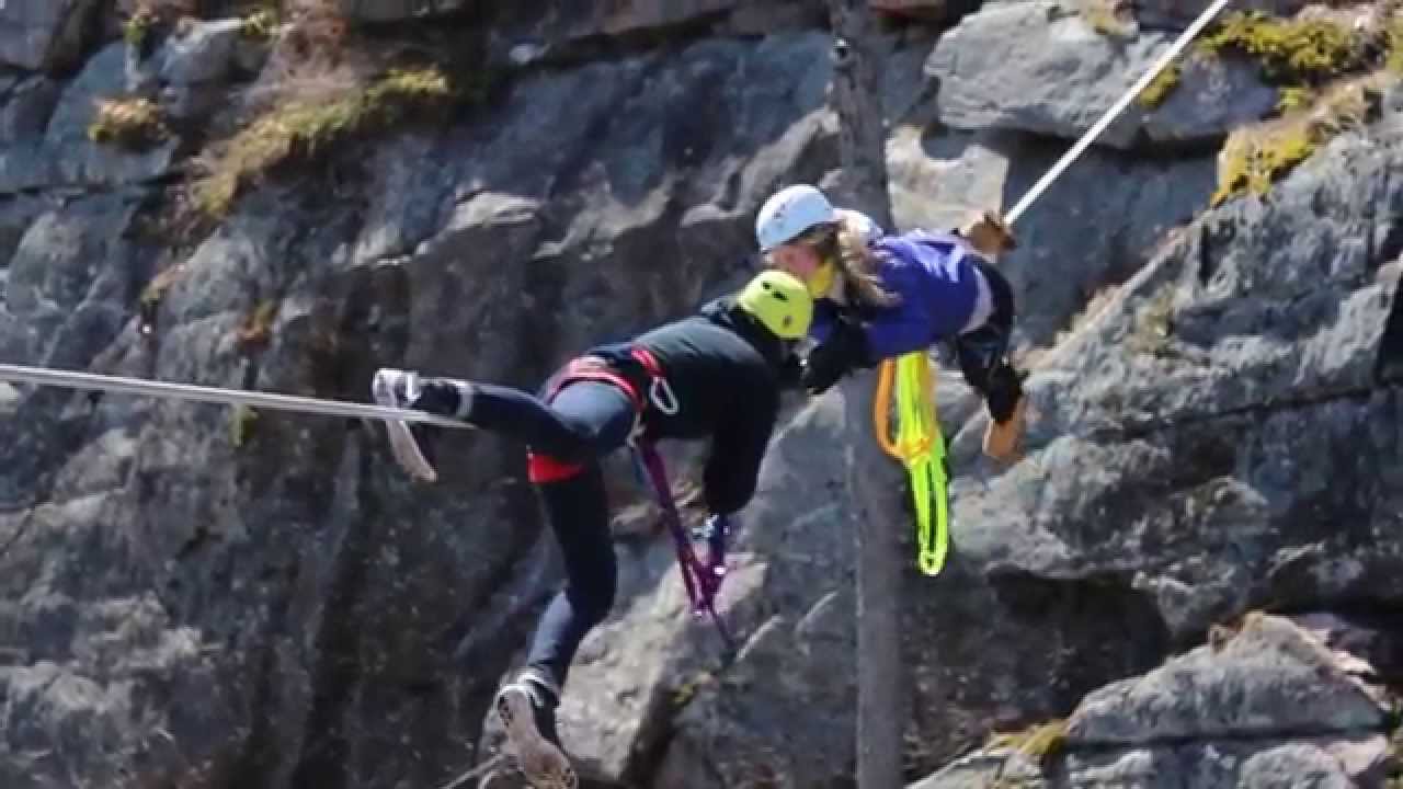Tyrolean Traverse - Dan v Robin - YouTube