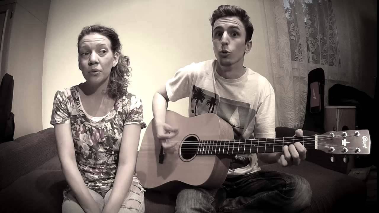 Szalay Dóra és Polyák András - Nyitom a szívem (Jégvarázs) - YouTube