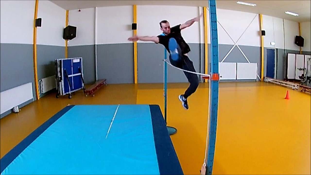 Hoogspringen: Oefening 1 | De schotse sprong (SLOWMOTION) - YouTube