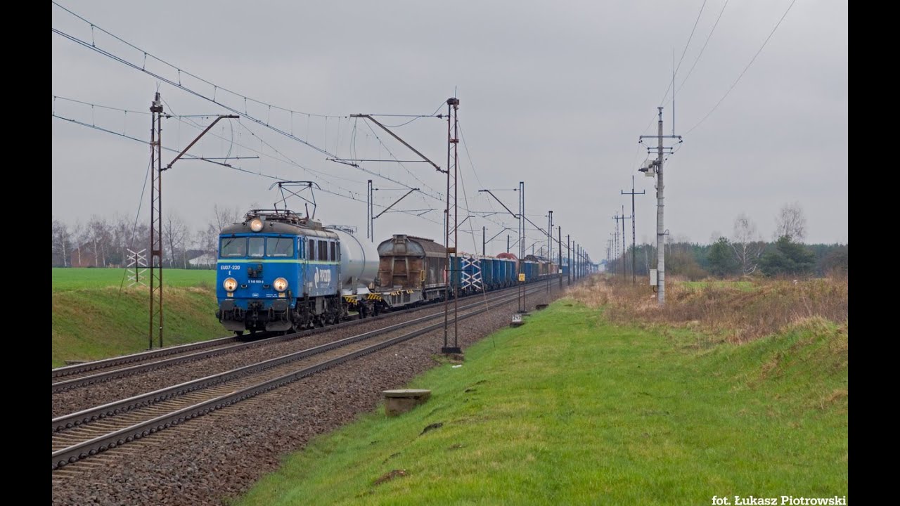 [PKP Cargo] EU07-220 z pociągiem wielogrupowym na Magistrali Węglowej ...
