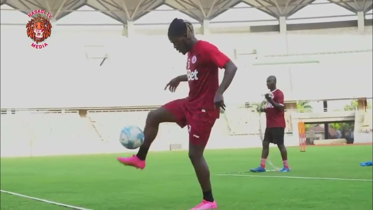 MAZOEZI YA MWISHO KABLA YA MCHEZO WA AZAM LEO - YouTube