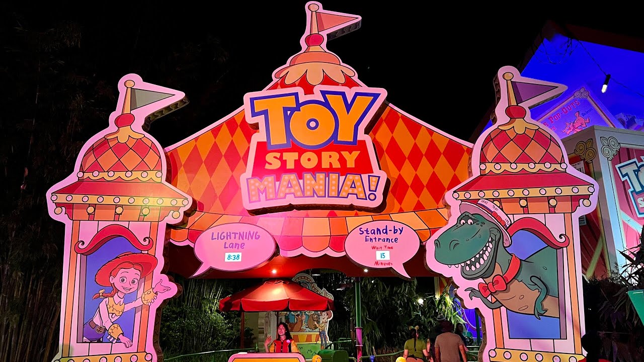 Riding Toy Story Mania at Disney's Hollywood Studios | Fun Rides at ...