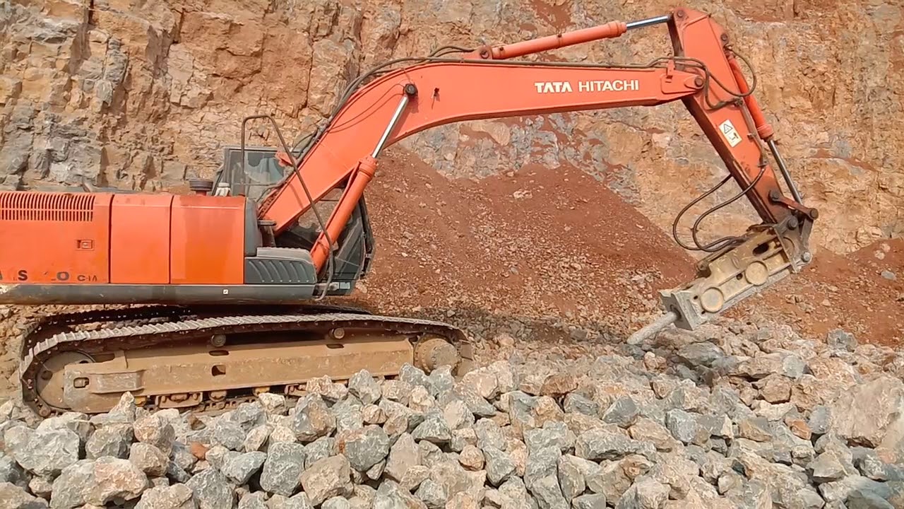 Ibrahim ali Tata Hitachi 220 assam - YouTube