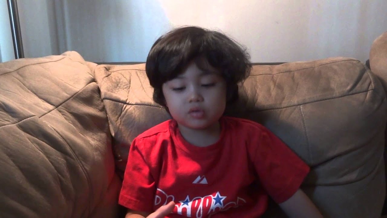 Genius 38 Month Old Boy Used His Finger To Spell The Word. - YouTube