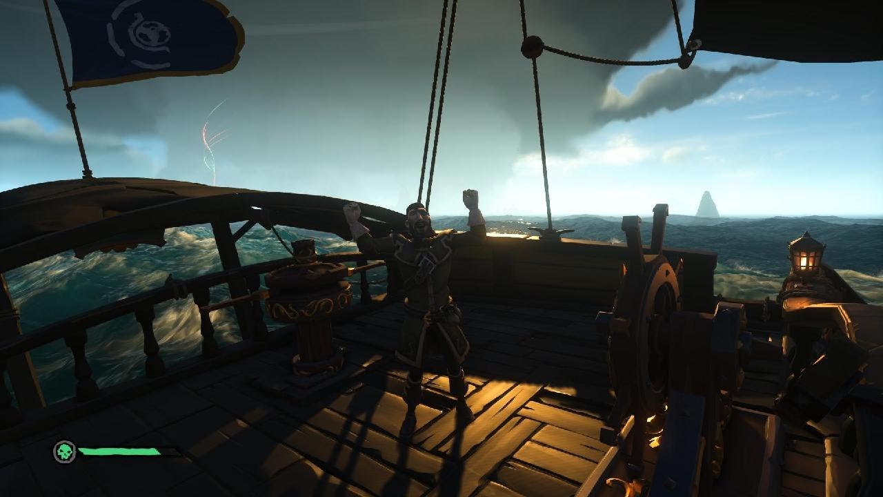 SoT keg vs skeleton sloop - YouTube