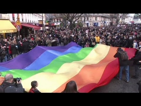 Eşcinsel evliliği destekleyenlerden Paris'te gösteri