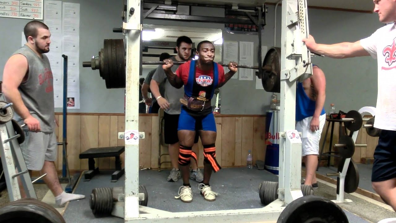 UL Powerlifting: Mike Broussard squats 575 lb - YouTube