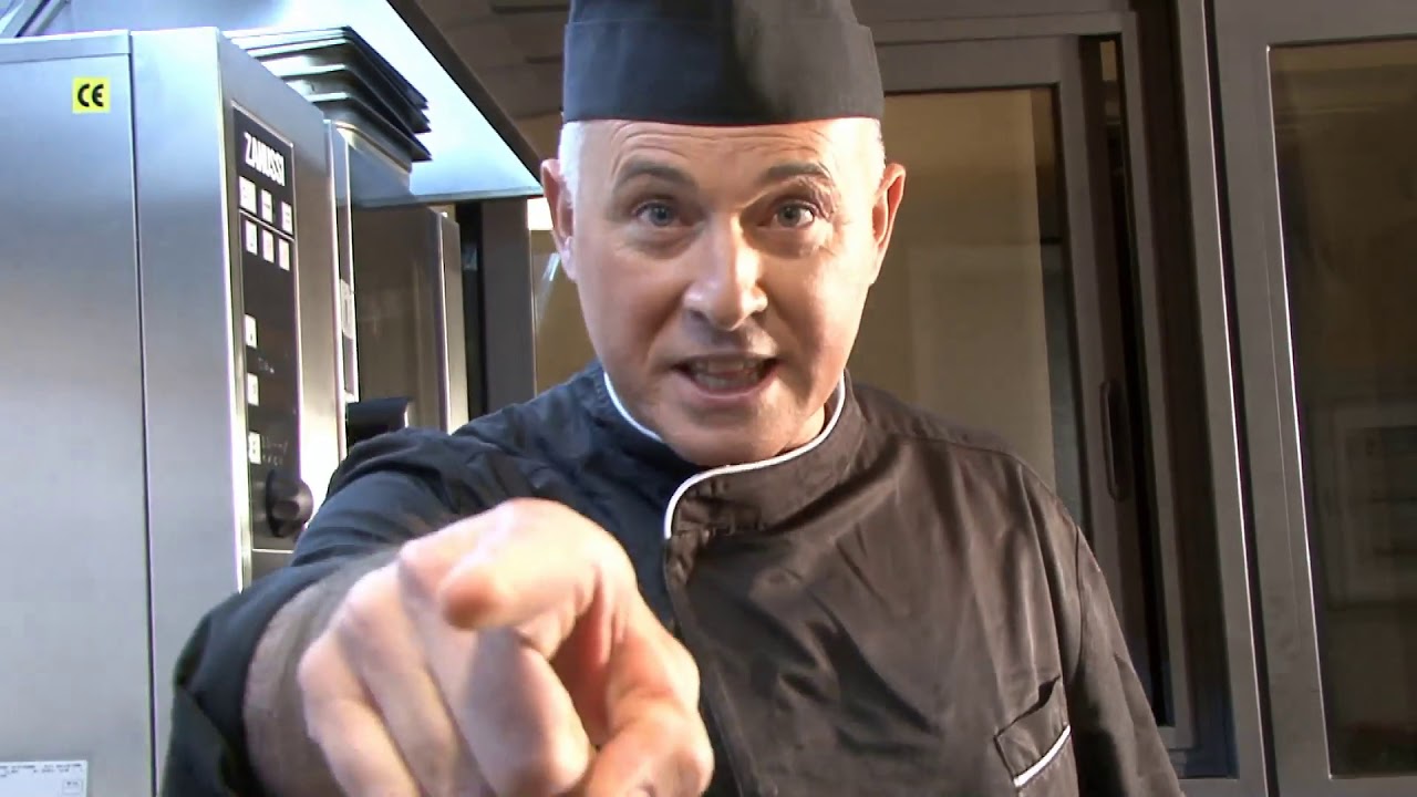 Promo TUTTI A TAVOLA con Marco Spaticchia - YouTube