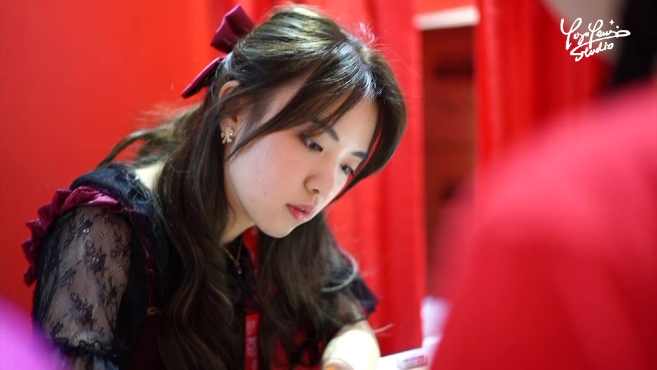 Yoyo Yeung Studio BTS 2019 签绘 - YouTube