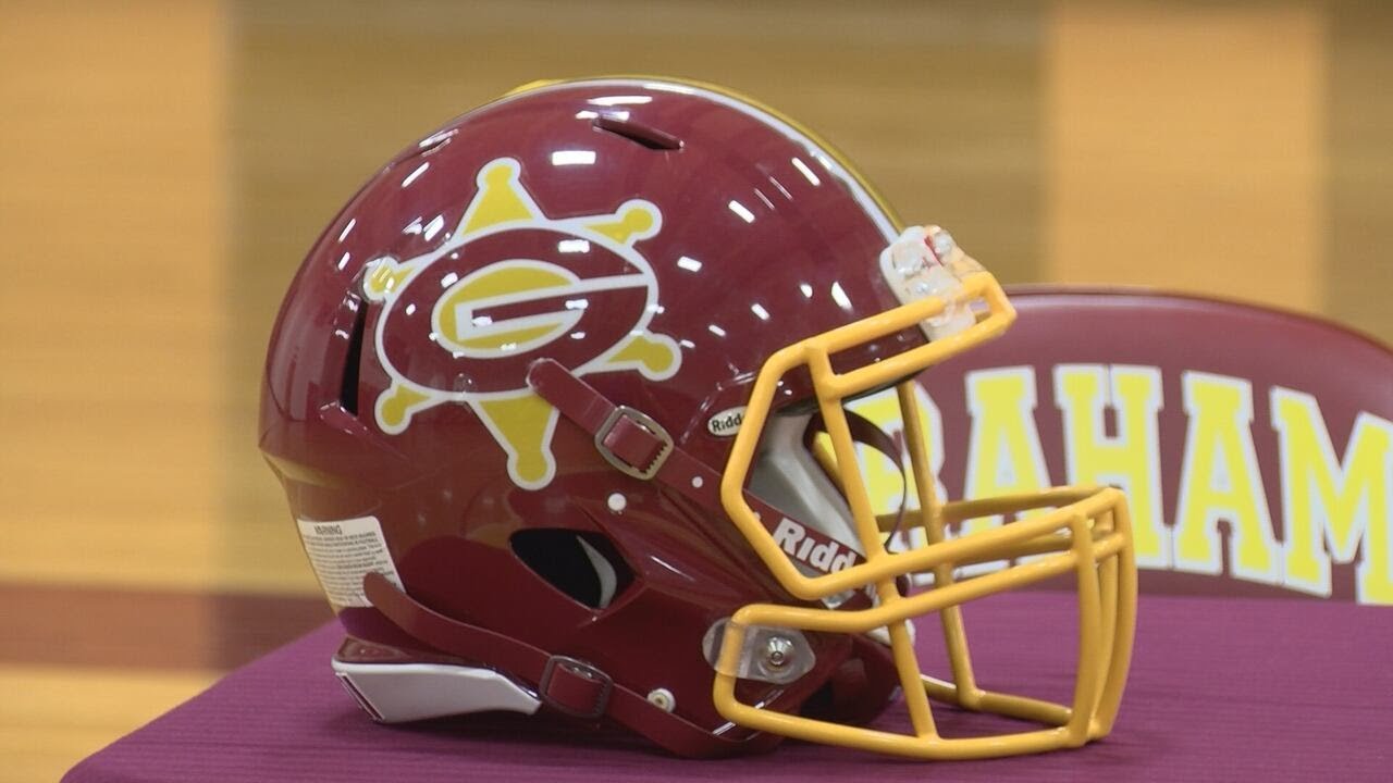 Two former Graham G-men will get a shot at the NFL - YouTube