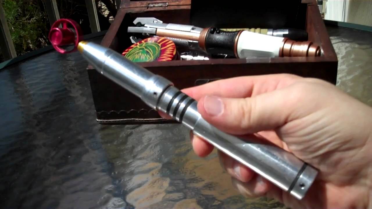 Custom Sonic Screwdriver - YouTube