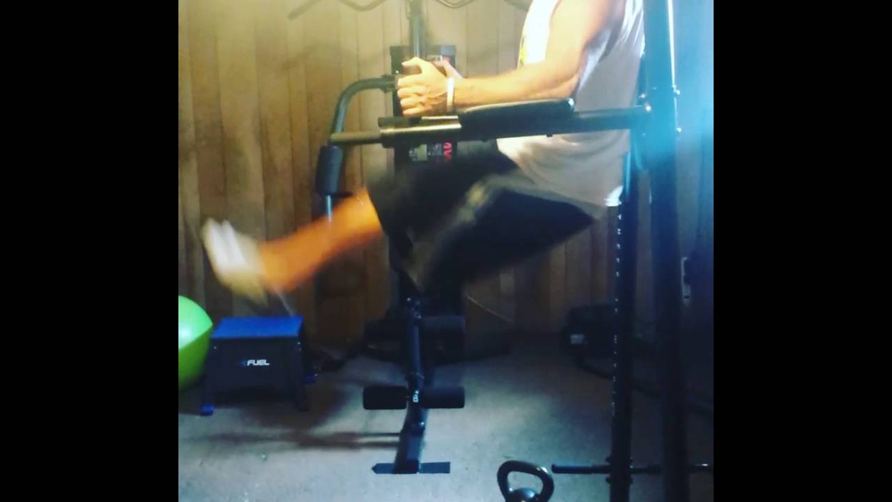 Leg Raises with power tower - YouTube